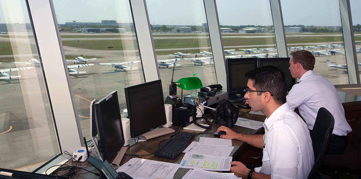 Flight Line and Fleet | Embry-Riddle Aeronautical University - Daytona ...